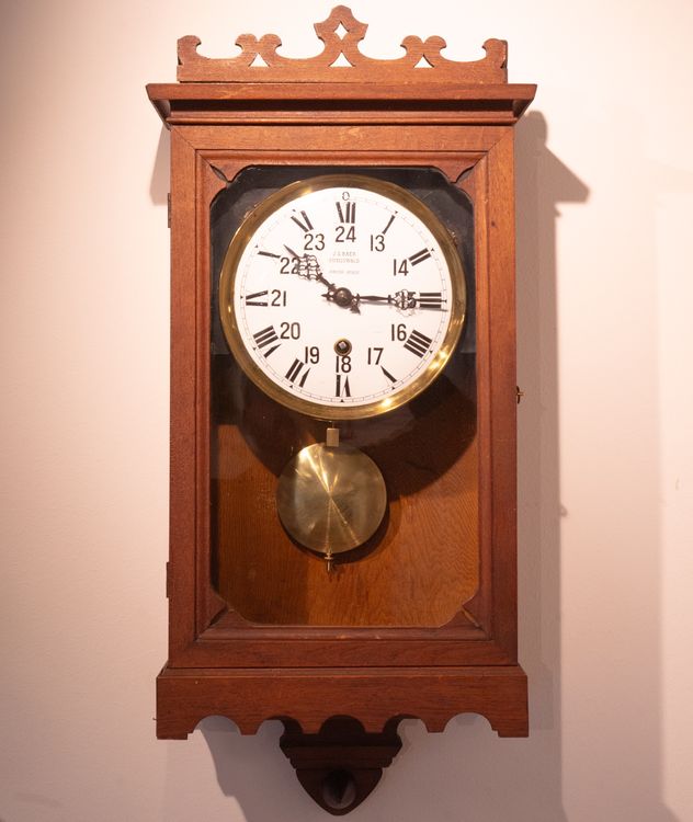 J.G. Baer Sumiswalder Stationsuhr (Gebraucht) in Bülach für CHF 164 ...