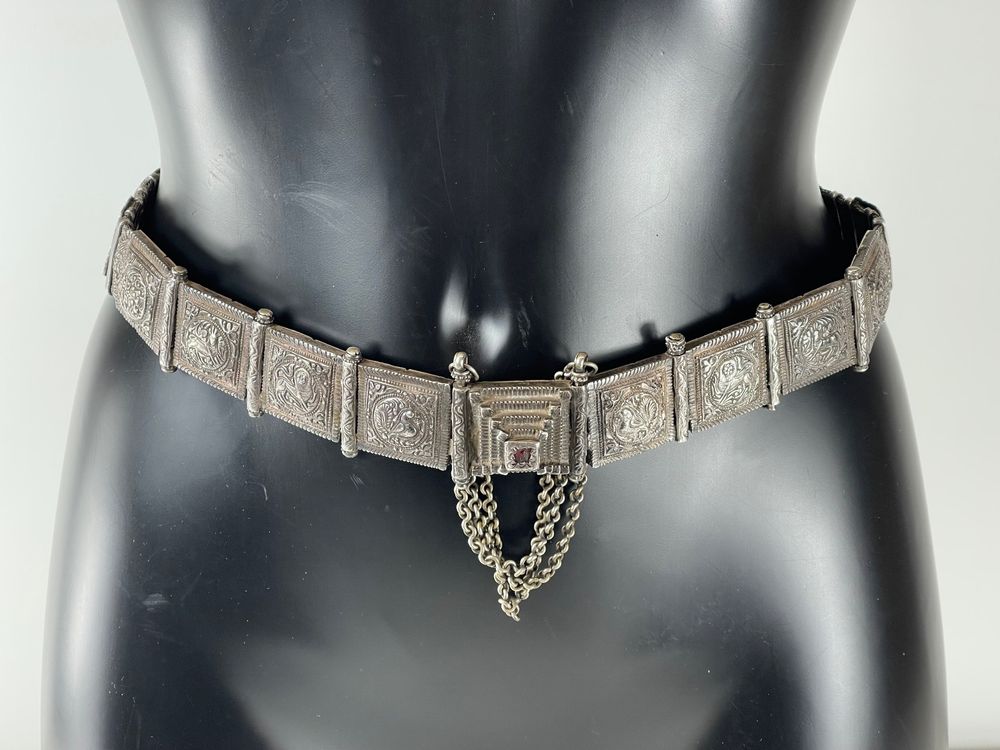 Antiker indischer Silbergürtel – Hochzeitsschmuck, ca. 1900 (Gebraucht ...