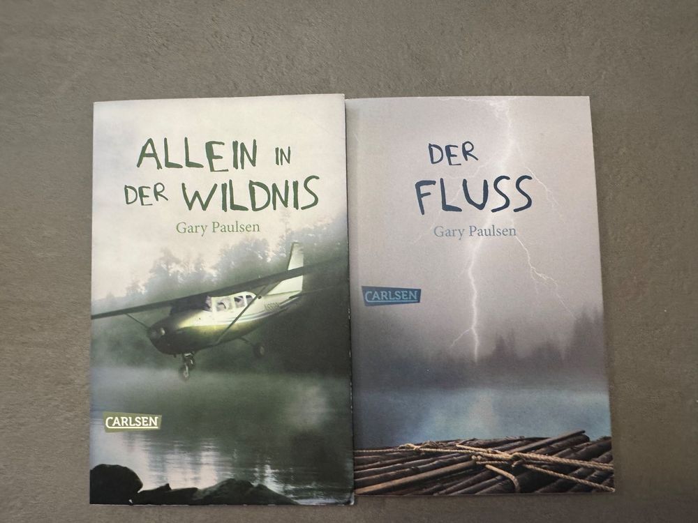 Sieben Bücher ab 10 Jahre alt (Gebraucht) in Herrliberg für CHF 30 ...