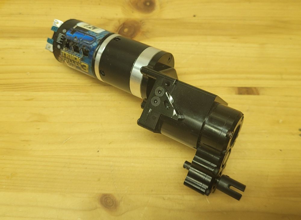 LESU Allradgetriebe mit LRP Motor 7.2Volt | Kaufen auf Ricardo