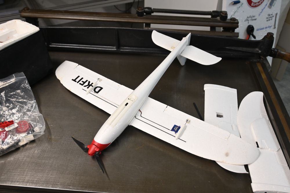 Merlin Segelflugzeug Multiplex (Defekt) in Bettlach für CHF 46 – mit ...