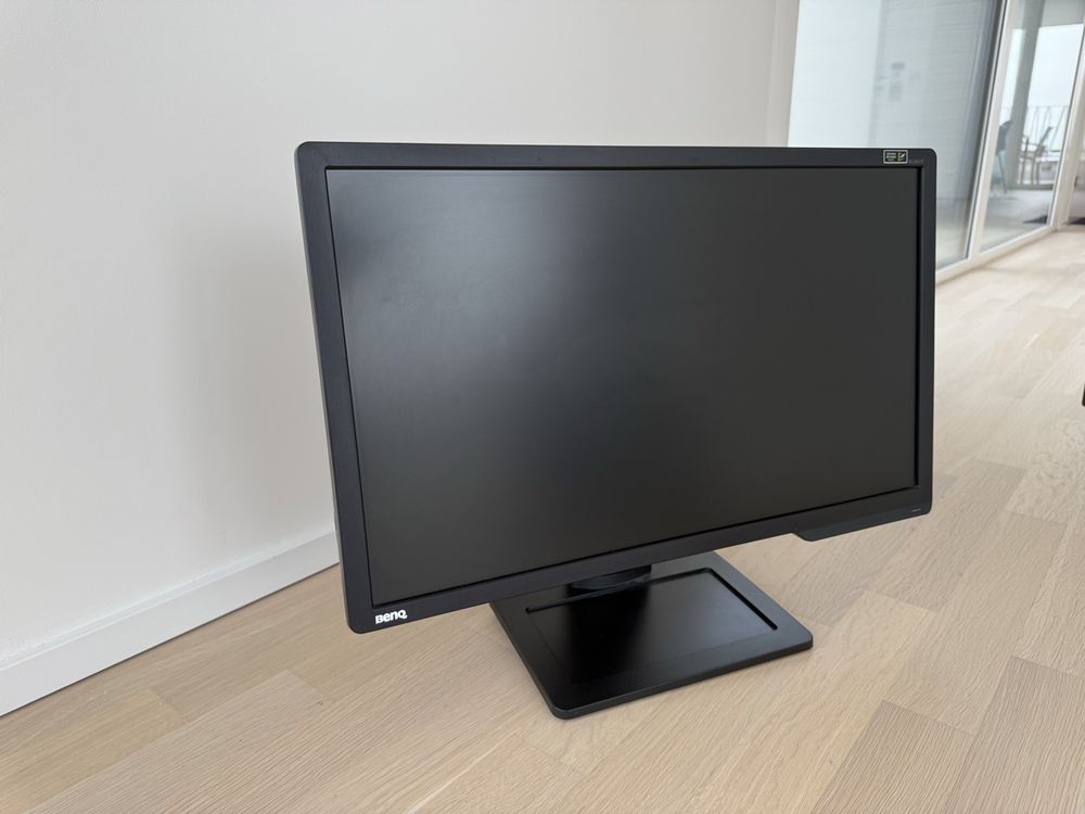BenQ XL2411T 24“ Monitor HDMI VGA DVI (Gebraucht) in Uster für CHF 45 ...