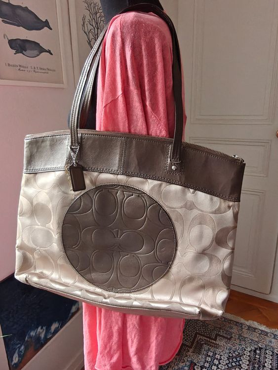 Coach Laura Signature Logo Khaki Beige Tote Leather Fabric (Gebraucht ...