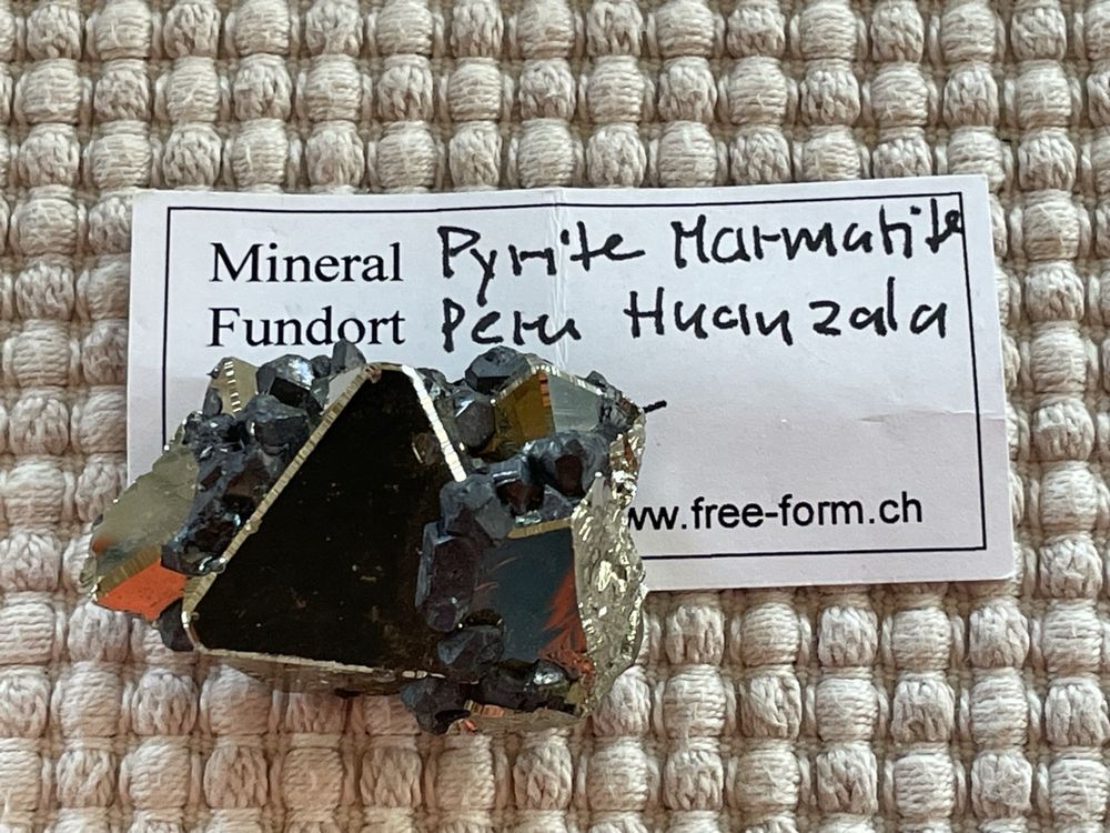 Pyrit mit Markasite (Gebraucht) in Rümlang für CHF 8.5 – mit Lieferung auf Ricardo kaufen