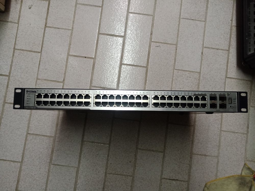 D-Link Gigabit smart switch 48 port DGS-3100-48 | Kaufen auf Ricardo