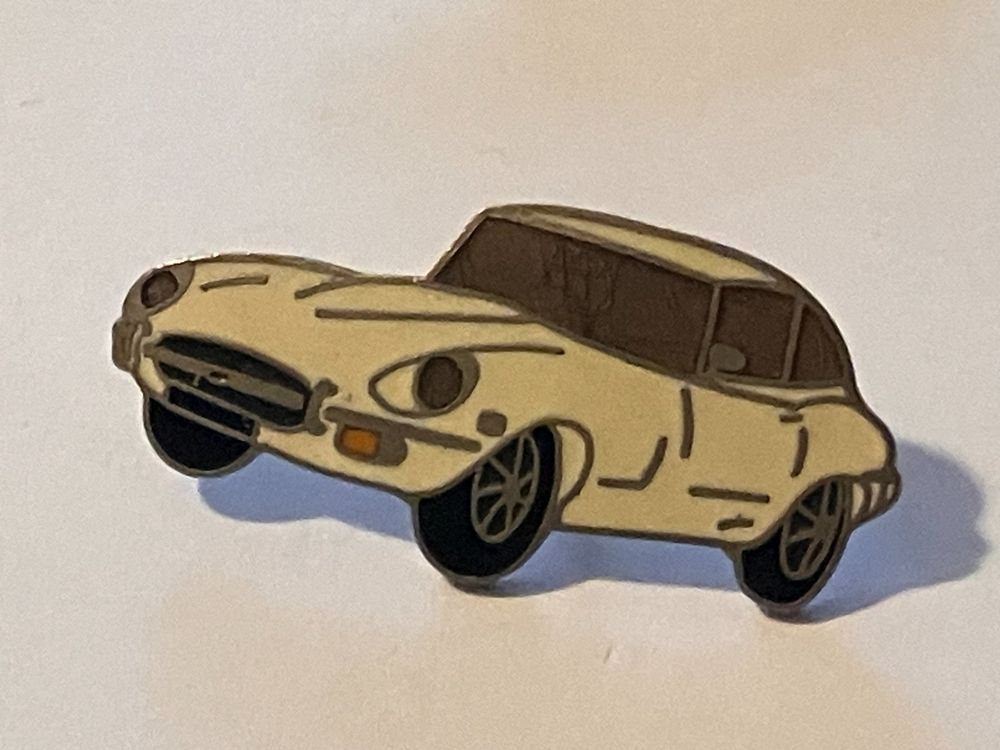 1 Pin Jaguar E-Type (Gebraucht) in Basel für CHF 1 – mit Lieferung auf ...