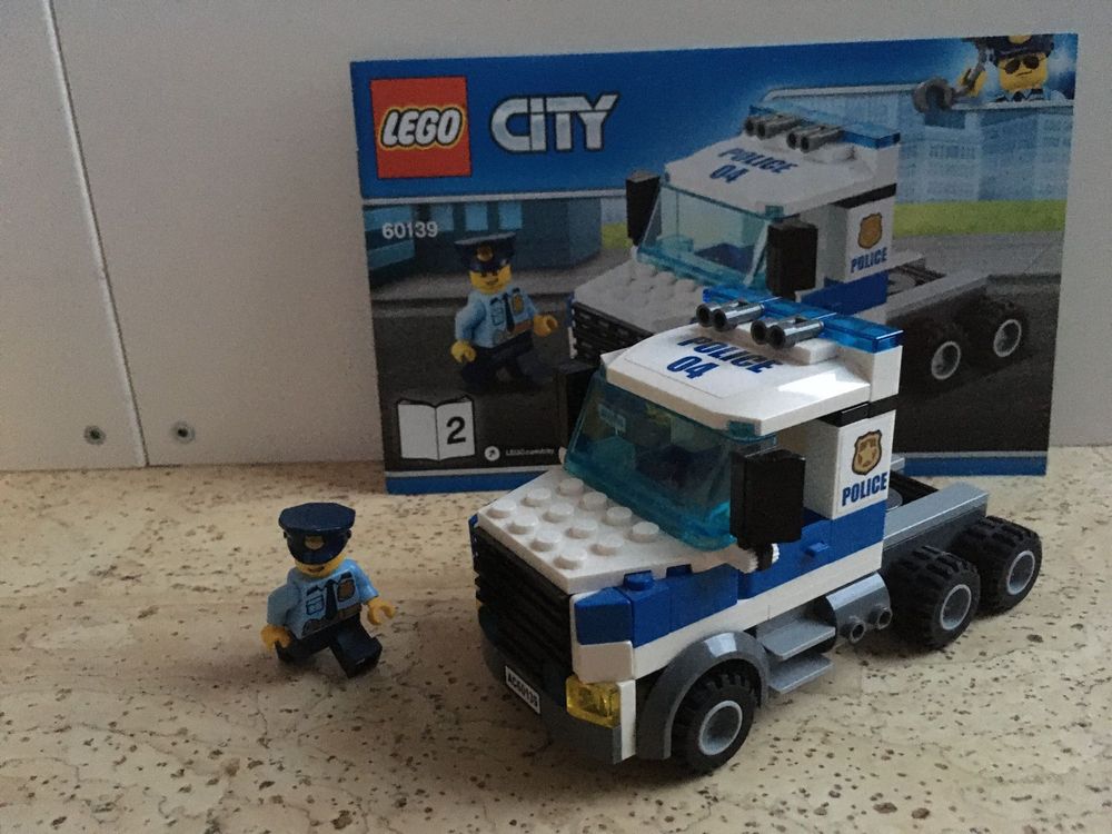 Lego Polizei Truck, als fahrende Polizeistation 60139 | Kaufen auf Ricardo