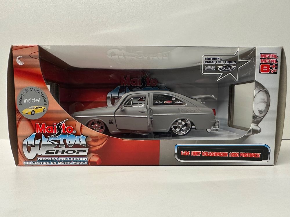 1967 Volkswagen 1600 Fastback 1:24, grau, Custom Shop,Maisto (Neu und ...