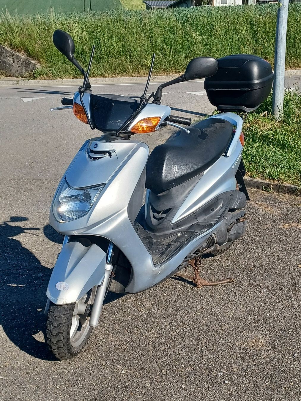 Yamaha XC 125 Cygnus X Roller Scooter mit Topcase ab 1Fr.- (Defekt) in Schleitheim für CHF 153 ...