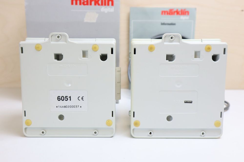 Märklin 2 x Interface 6051/6050 + Kabel - Digital (Gebraucht) in ...