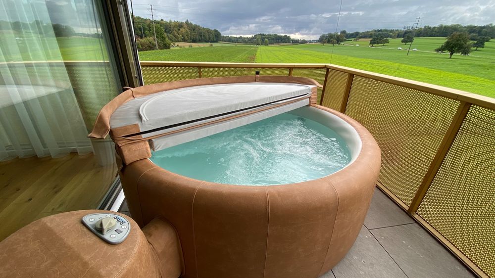 Softub Resort 300 (Gebraucht) in für CHF 5400 – nur Abholung auf ...