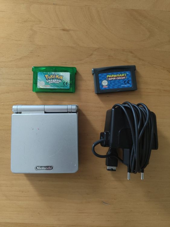 Gameboy Advance SP & Pokemon Smaragd & Mario Kart Super C. | Kaufen auf ...