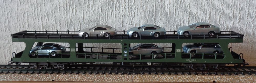 Märklin 4084, 2 Reisezug-Autotransportwagen mit Autos, H0 (Gebraucht ...