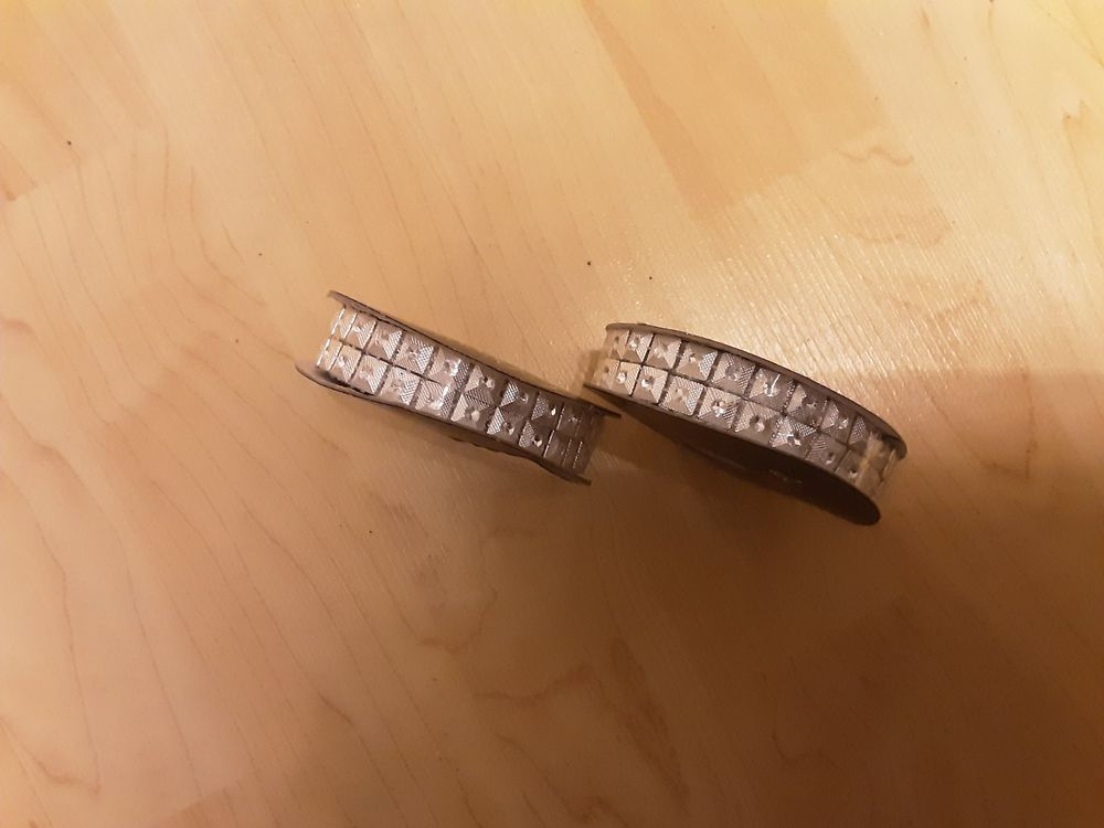 2 ST Bastel band ausverkauf (Neu und originalverpackt) in wolfhalden für CHF 2 – mit Lieferung ...