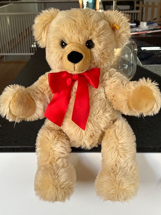 Grosser Steiff Teddy mit Knopf im Ohr (Gebraucht) in Schmitten FR für ...
