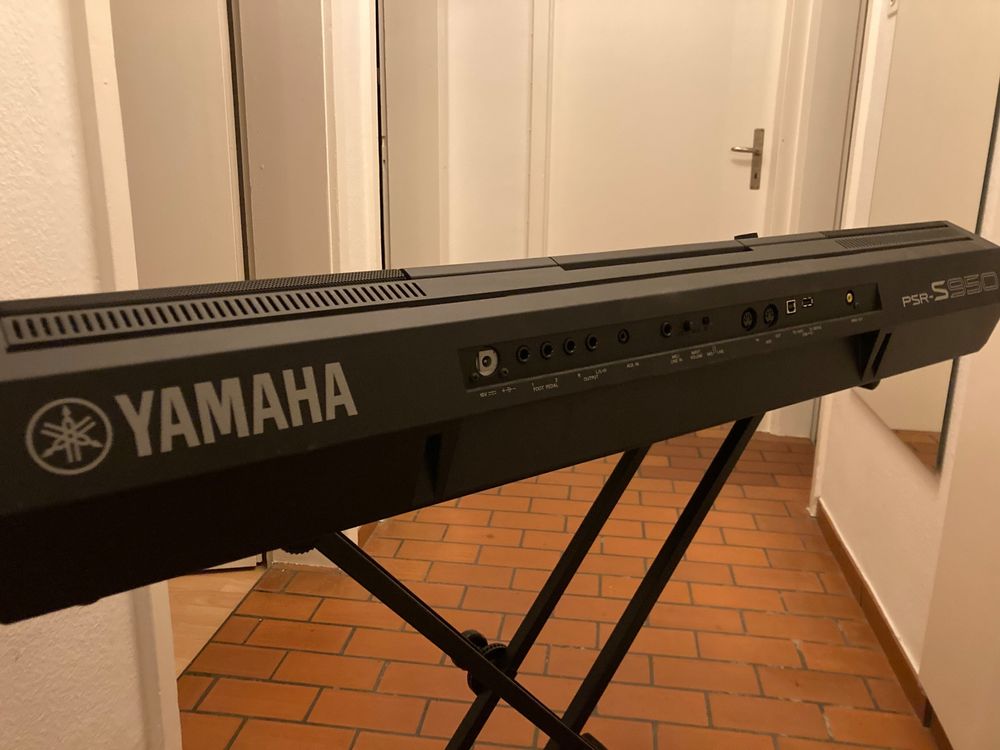 YAMAHA Keyboard PSR S950 (Gebraucht) in Zürich für CHF 300 – nur ...