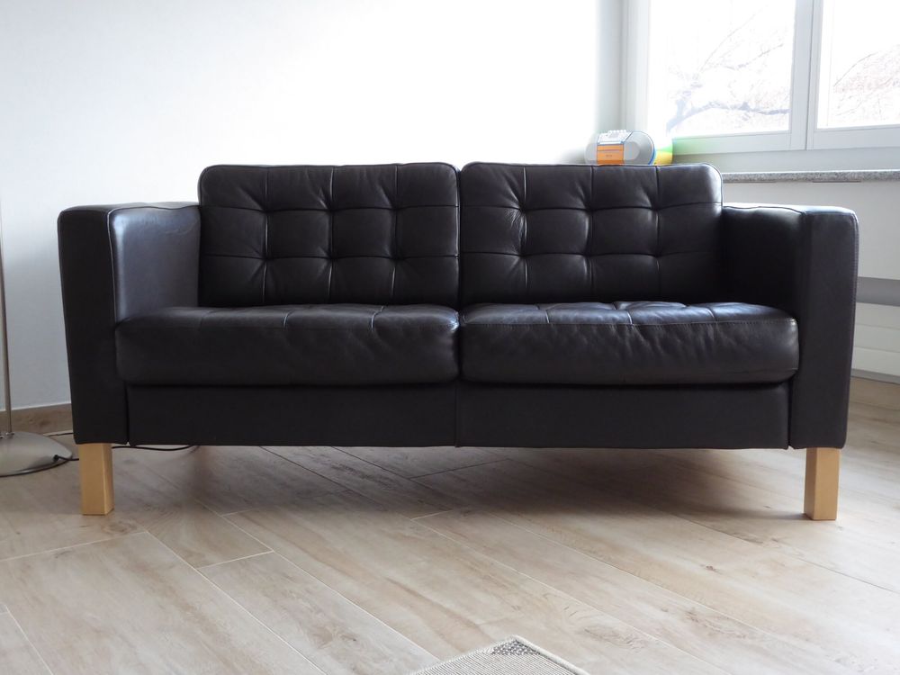 schwarzes Ledersofa (2 Sitzpolster) | Kaufen auf Ricardo