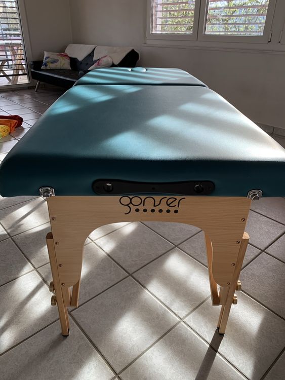Mobile Massageliege Gonsor mit Zubehör (Neu (gemäss Beschreibung)) in ...