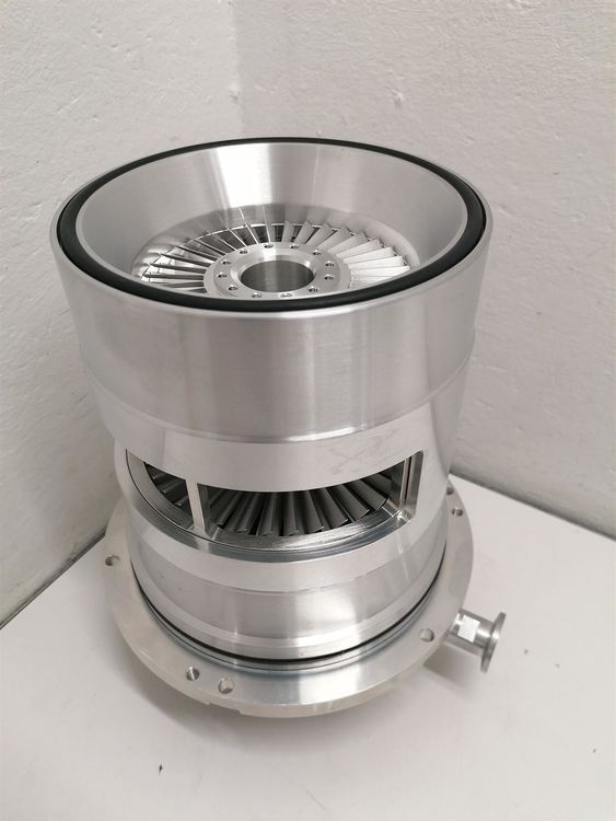 Fehlehafte Turbomolekularpumpe (Gebraucht) in Niederdorf für CHF 140 – mit Lieferung auf Ricardo ...