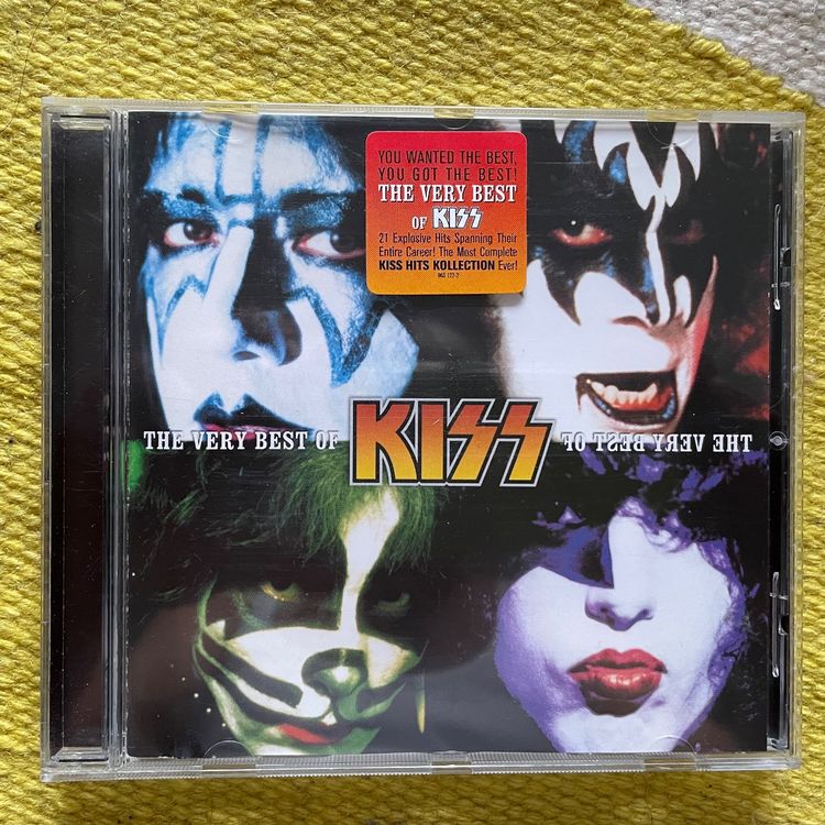 KISS-THE VERY BEST OF (Gebraucht) in Rorschacherberg für CHF 2.9 – mit Lieferung auf Ricardo kaufen