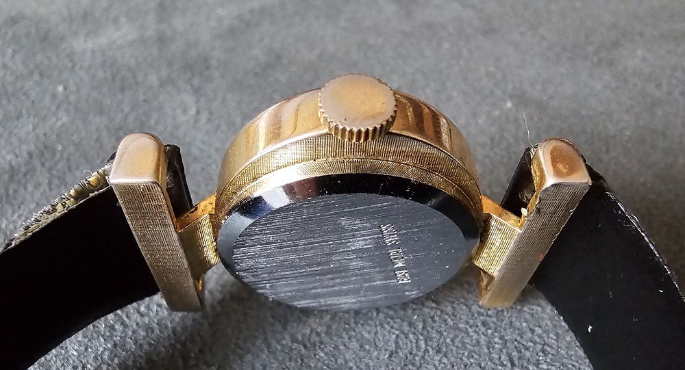 Cimier 105 Swiss Made Handaufzug Damenuhr 28mm | Kaufen auf Ricardo