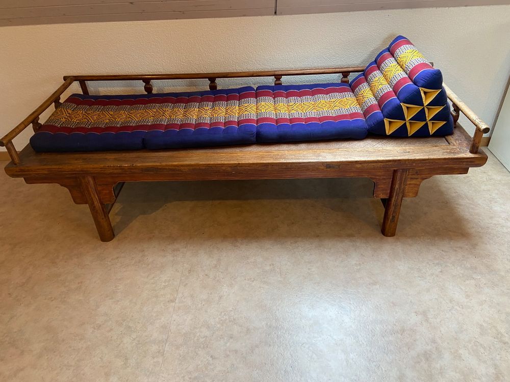 Chinese antique sofa (Gebraucht) in Wilen b. Wollerau für CHF 50 – mit Lieferung auf Ricardo kaufen