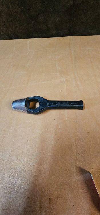 Henkellocheisen 25 mm (Gebraucht) in Sins für CHF 21 – mit Lieferung auf Ricardo kaufen