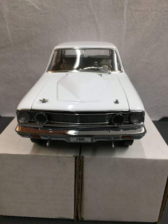 Ford Fairlane Precision Collection 1:18 | Kaufen auf Ricardo