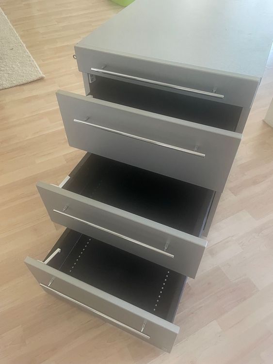 Schreibtisch-Rollcontainer Reinhard Swiss mit 4 Schubladen | Kaufen auf ...