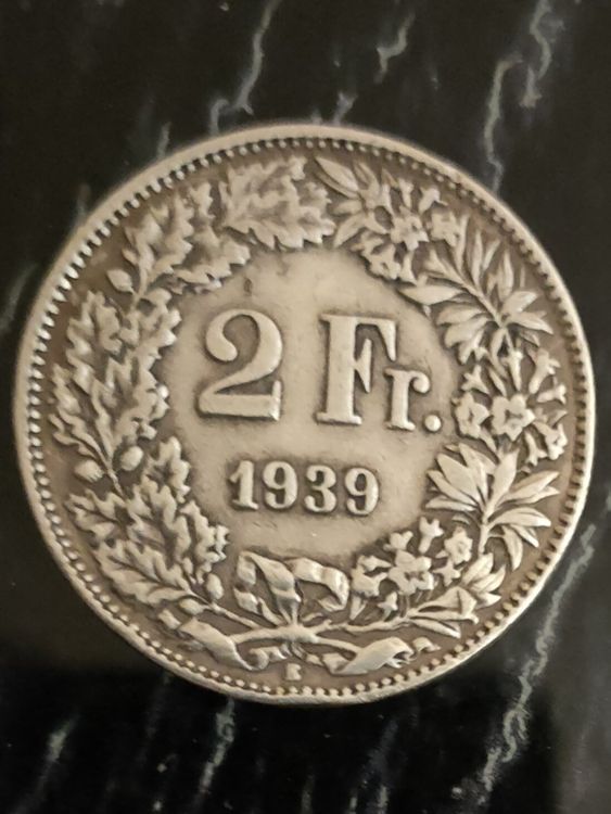 Seltene 2 Franken Silber Münze 1939 B Auflage 1,45 Mil. (Gebraucht) in Riehen für CHF 5.2 – mit ...