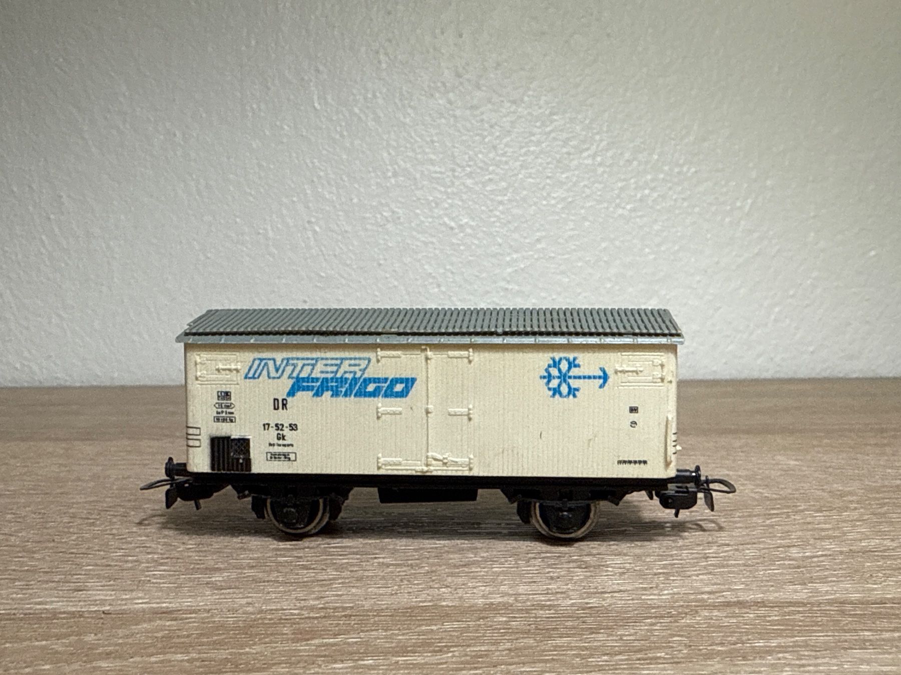 Piko Kesselwagen DR Interfrigo H0 (40) (Gebraucht) in St-Aubin-Sauges ...