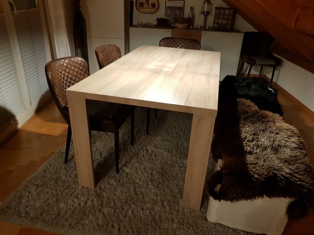 Esstisch 90 x 160 (Gebraucht) in für CHF 11 – nur Abholung auf Ricardo ...