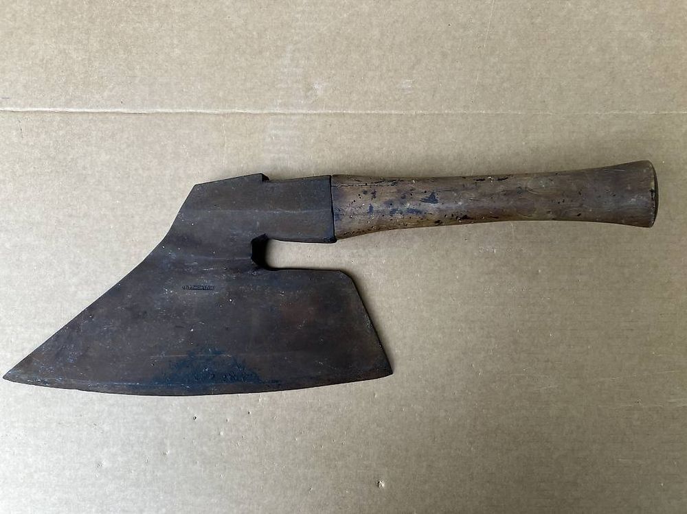 Antike Zimmermannsaxt (Gebraucht) in Walterswil SO für CHF 45 – mit Lieferung auf Ricardo kaufen