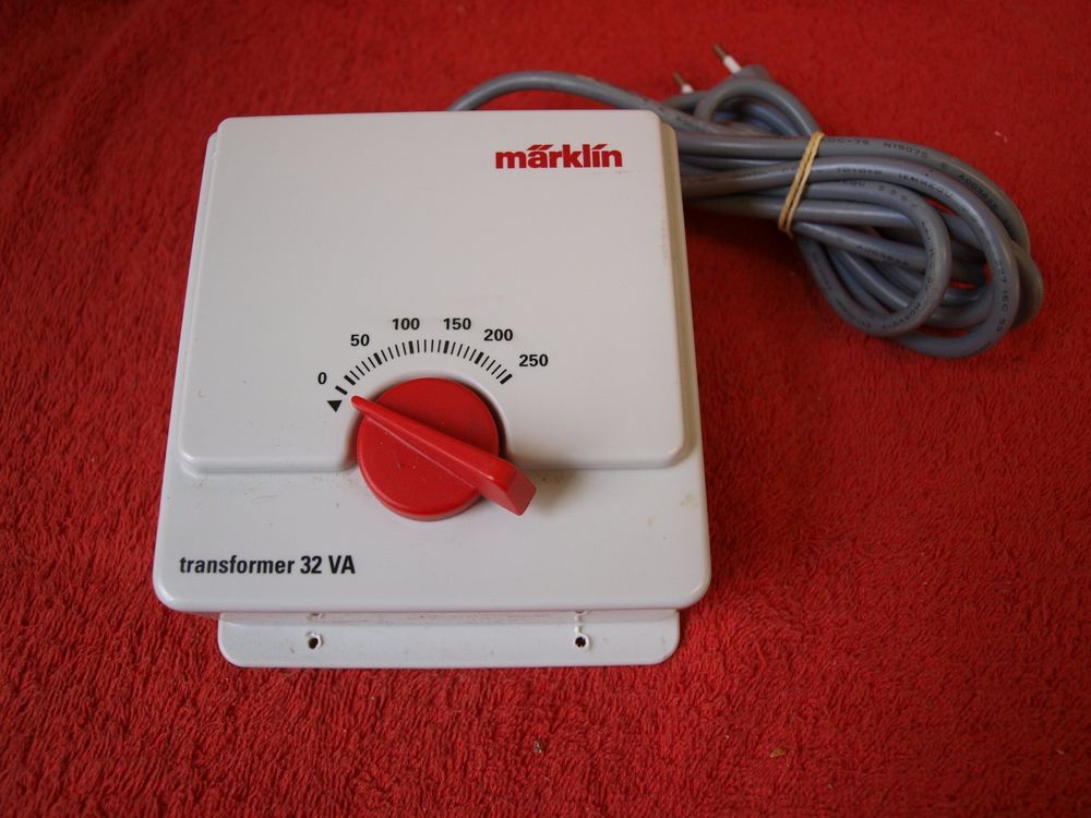 Transformer 32 VA spur H0 von Märklin Gebraucht (Gebraucht) in Aarau ...