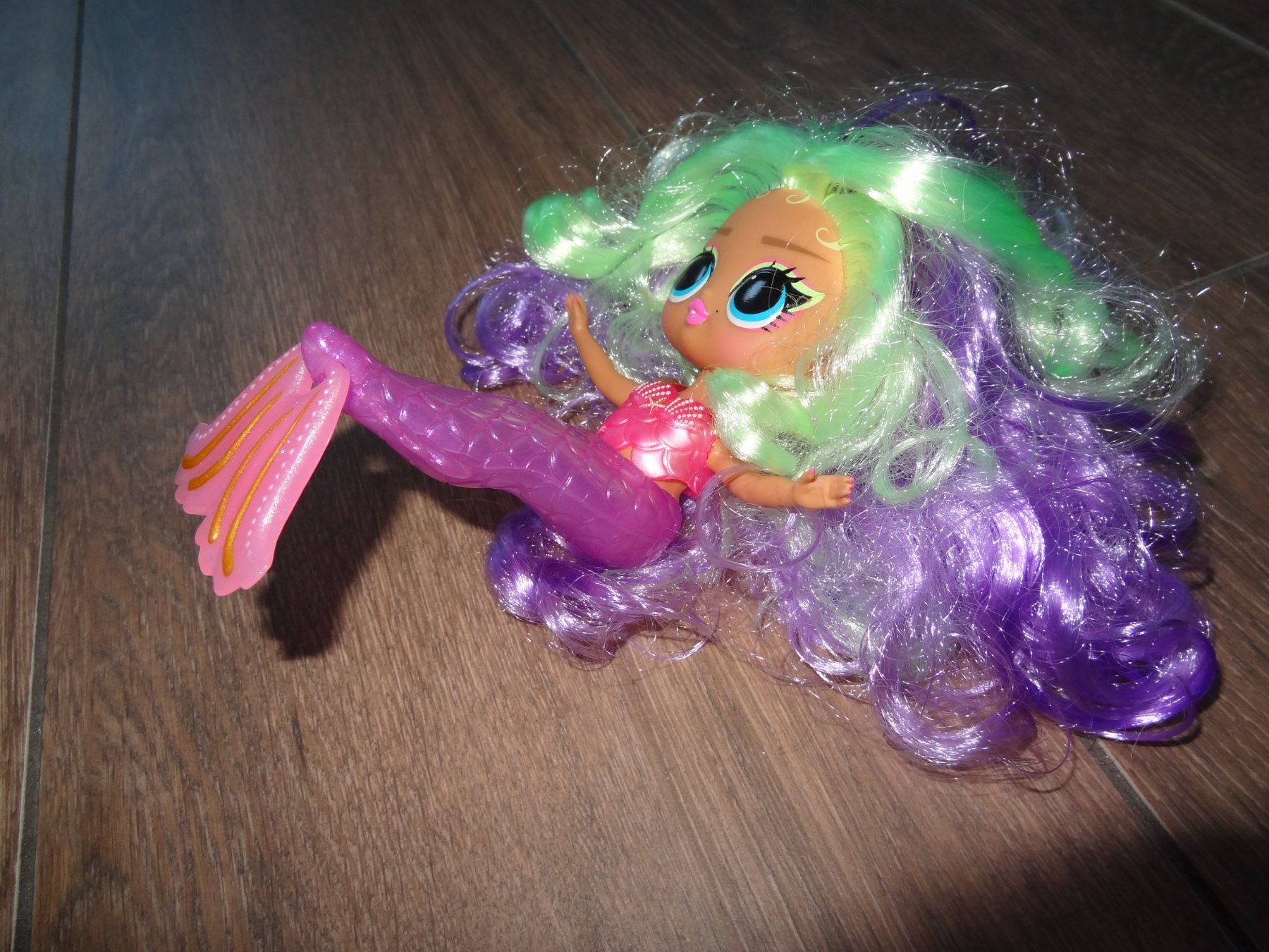 Poupée Sirène LOL Surprise, cheveux verts et violets! (D'occasion) à ...