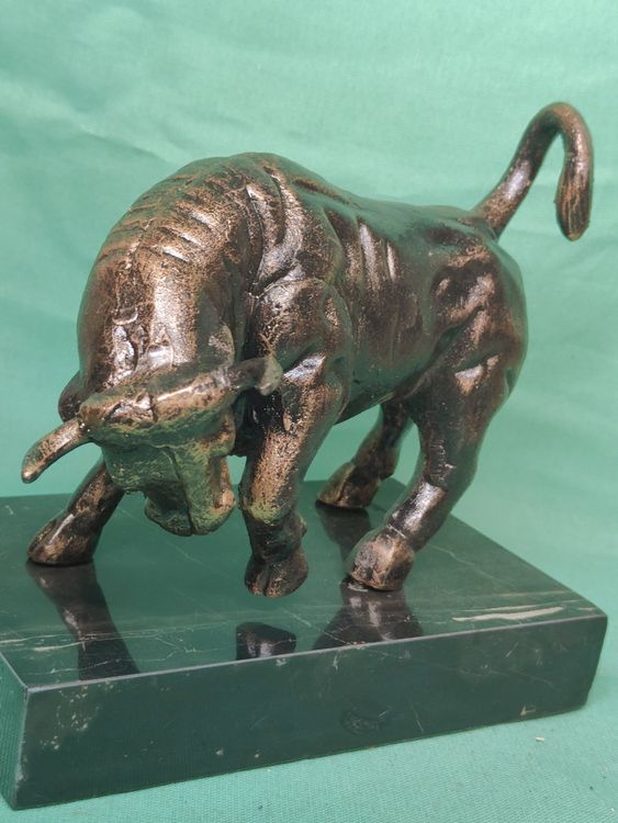EINEN SEHR IMPSANTEN SCHWEREN STIER GUSSEISEN BRONZIERT (Gebraucht) in ...