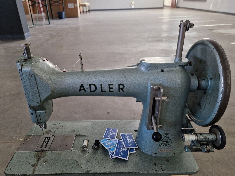 Polsterei-, Sattlerei- Industrie Nähmaschine ADLER 104, CH (Gebraucht) in Kreuzlingen für CHF 39 ...