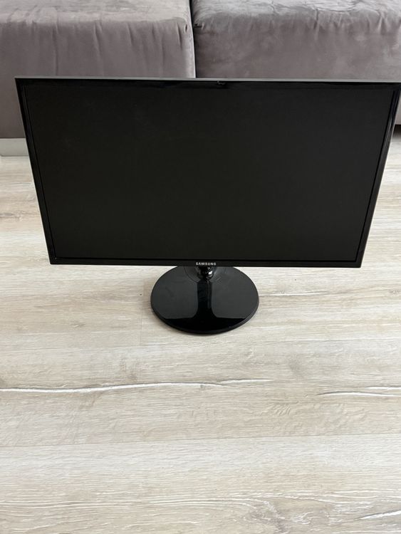 Samsung Monitor (Gebraucht) in Rickenbach ZH für CHF 30 – nur Abholung ...