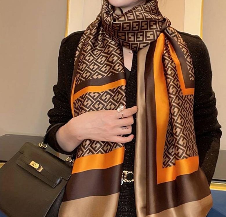 XXL Foulard in Edel Optik NEU | Kaufen auf Ricardo