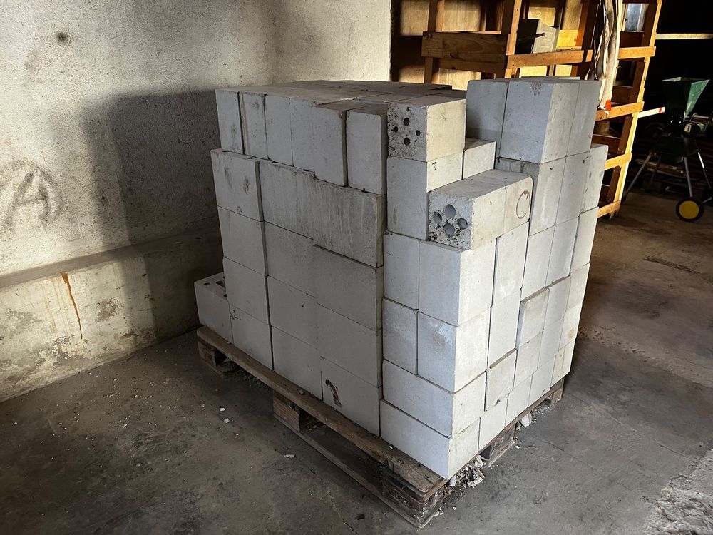 1 Palette mit verschiedenen KS-Steinen (Gebraucht) in Wald ZH für CHF ...