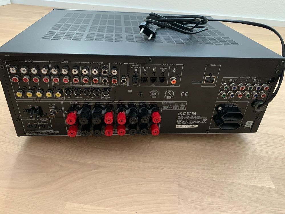 AV Receiver Yamaha RX-V559 / Boxensystem Canton Movie (Gebraucht) in Dornach für CHF 100 – nur ...