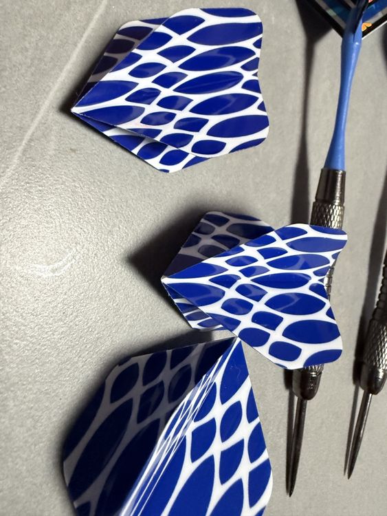 Dart Pfeile Set, inklusive Ersatz Flights! 🎯 (Gebraucht) in Zürich für ...