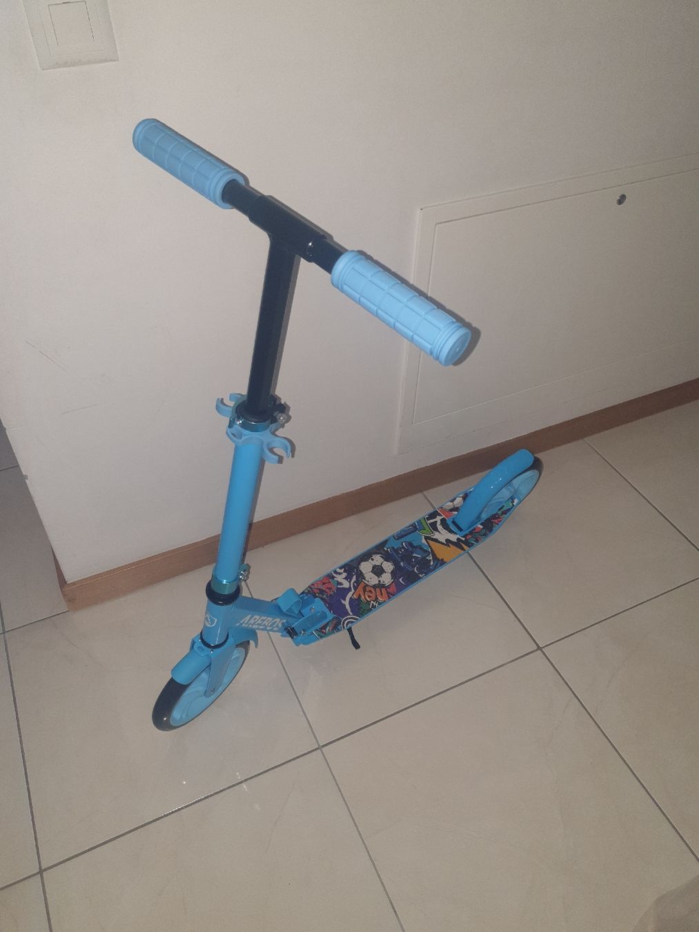 monopattino nuovo max 100 kg (Nuovo e nell'imballaggio originale) a ...