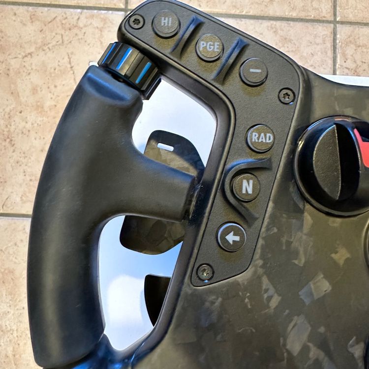 Fanatec BMW M4 GT3 sim racing wheel (Gebraucht) in Riazzino für CHF 709 ...