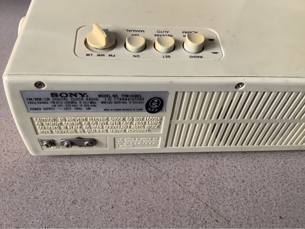 Alte Sony SOLID STATE DIGIMATIC CLOCK-RADIO | Kaufen auf Ricardo