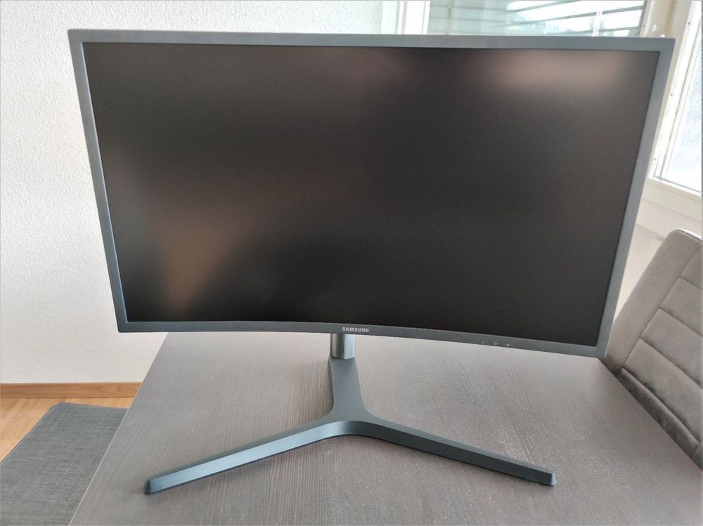 Samsung 27' 2K 144hz 1ms gaming monitor C27HG70 (Gebraucht) in Lugano ...