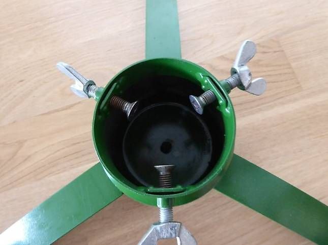 Baumständer, 25-70mm - auch für den Aussenbereich geeignet (Gebraucht ...
