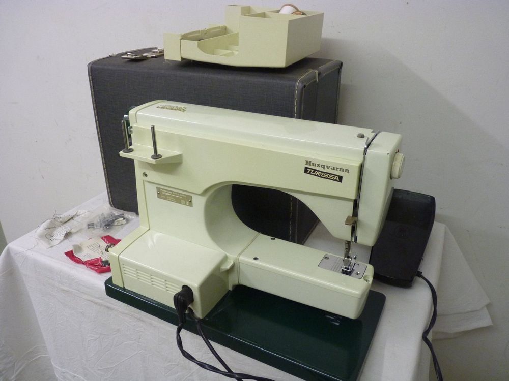 Nähmaschine Husqvarna Turissa (Gebraucht) in Küsnacht ZH für CHF 41 ...