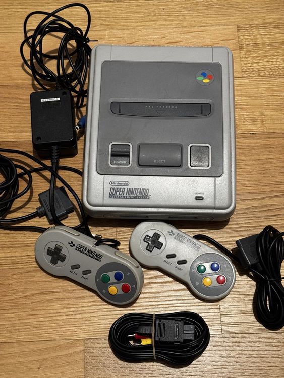 Super Nintendo PAL Console (Gebraucht) in Plan-les-Ouates für CHF 76 ...