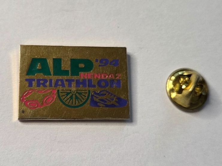 Pin's Triathlon ALP 1994 Nendaz (D'occasion) à Territet pour CHF 4 ...